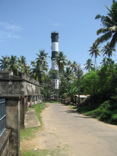 KERALA THE LAND OF RIVERS /FISHES WATERFALLS/ BEACH/ LAKE/ DAMS ...