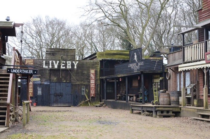 .Westerns...All'Italiana!: Laredo: England’s Wild West Town