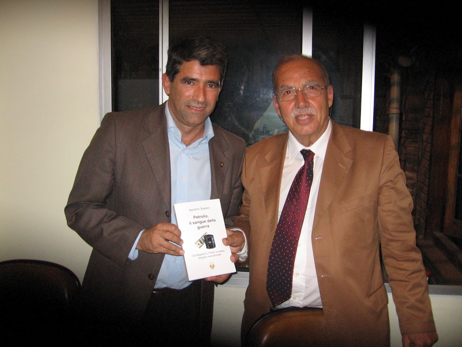 Montefamoso: Agostino Spataro ha presentato in Sud America "Petrolio ...