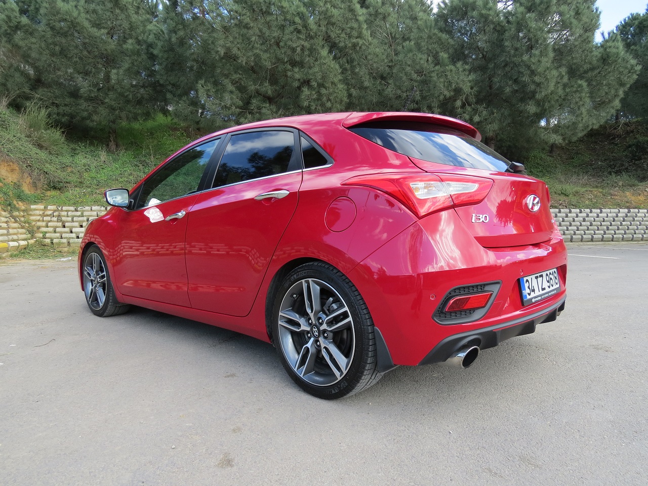 Agamemnon: Hyundai i30 1.6 Turbo GDI Sport