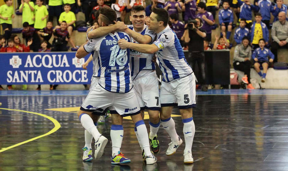 LA PELOTA NO SE MANCHA: El Pescara Calcio a 5, otra vez campe贸n de la ... LA PELOTA NO SE MANCHA: El Pescara Calcio a 5, otra vez campe贸n de la ...
