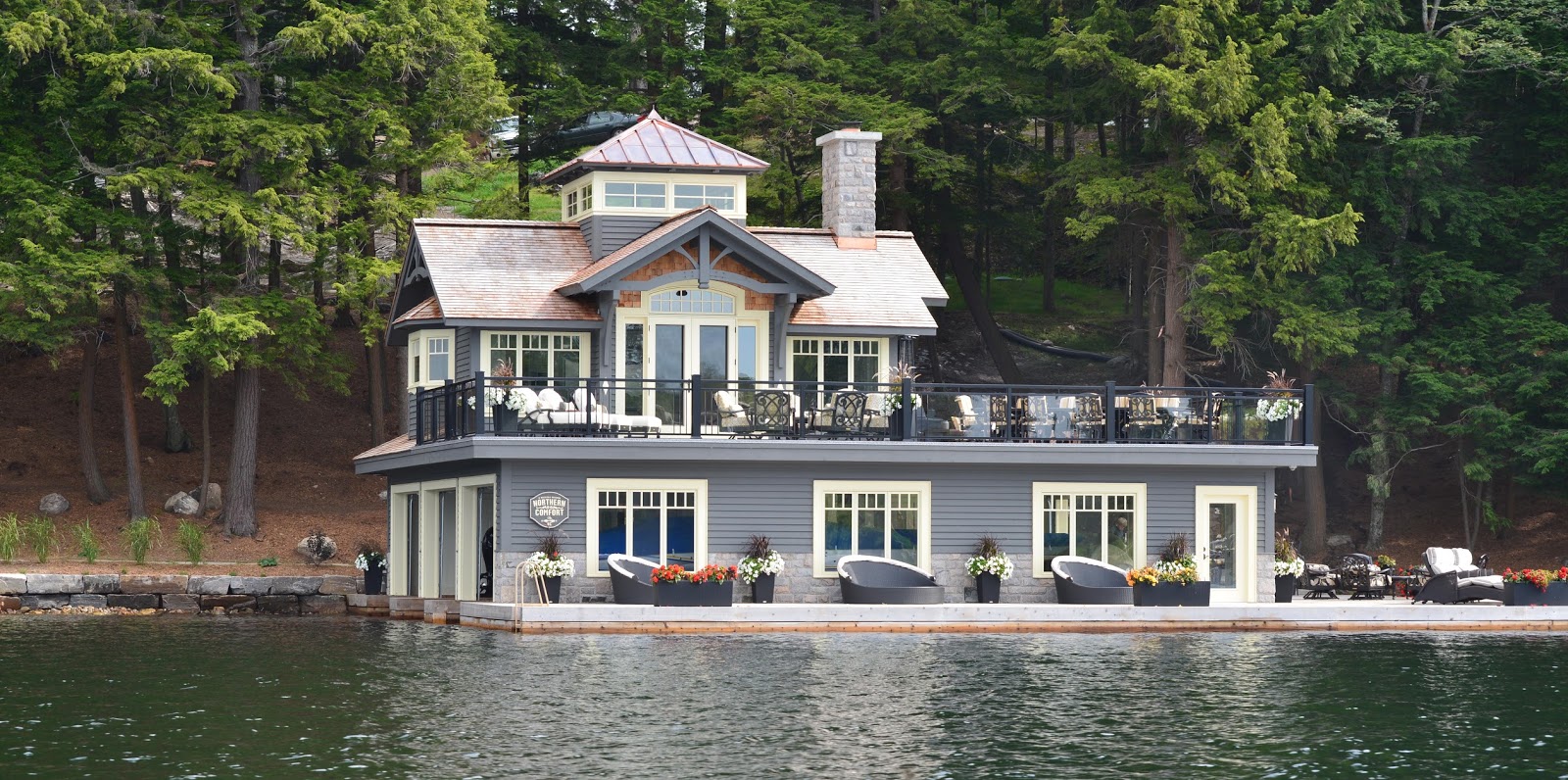 Just things and thoughts: Beautiful Boathouses of Muskoka