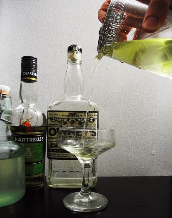 Gastronomista: The Siren's Call - A Cocktail with Clarified Lime Juice