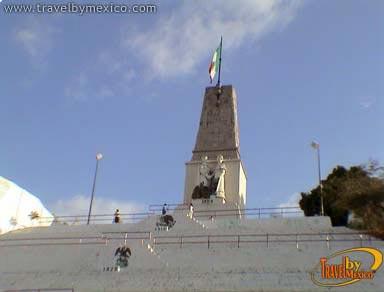 Disfruta de Tuxtla Gutiérrez al máximo: Monumento a La Bandera
