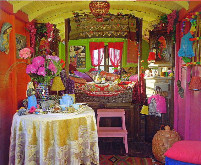 little gypsy lover: gypsy house....