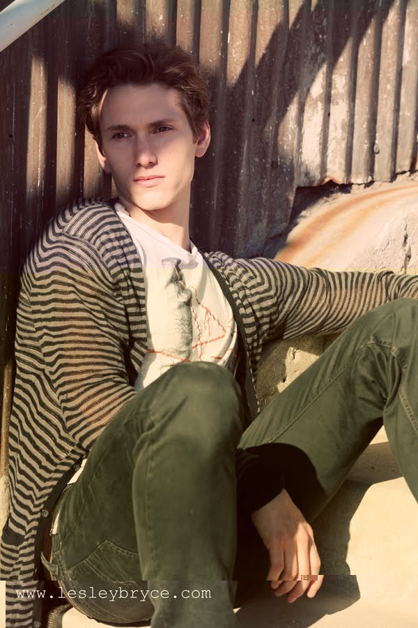 My Book Boyfriend #5 : Alex Sheathes | Elle Goes Nerd