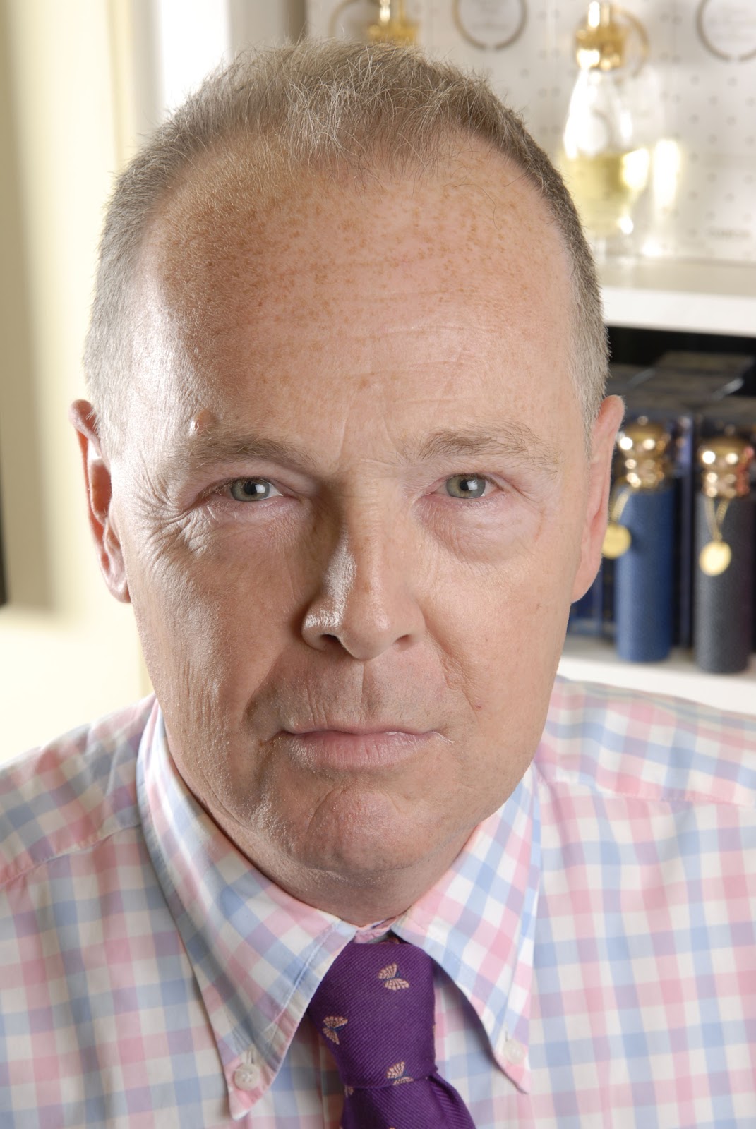 TODAY'S BEAUTY INSIDER.: JAMES CRAVEN - LES SENTEURS