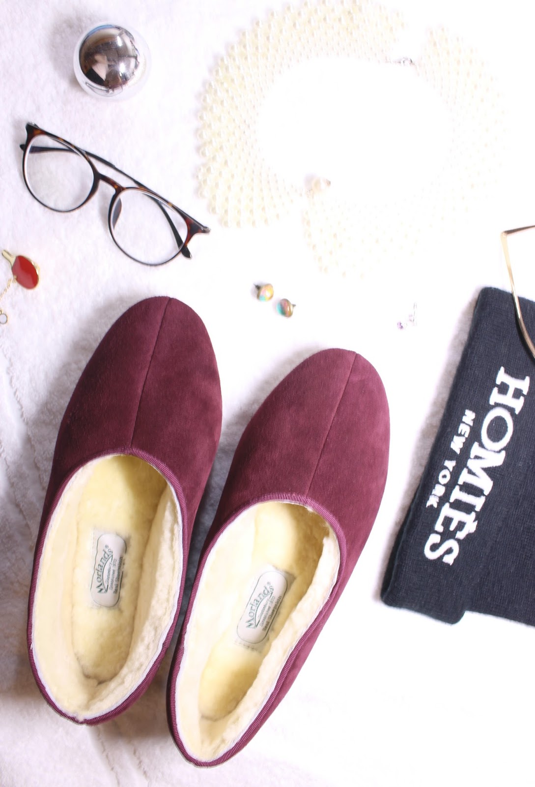 Morlands Sheepskin - Slippers review - fantail flo