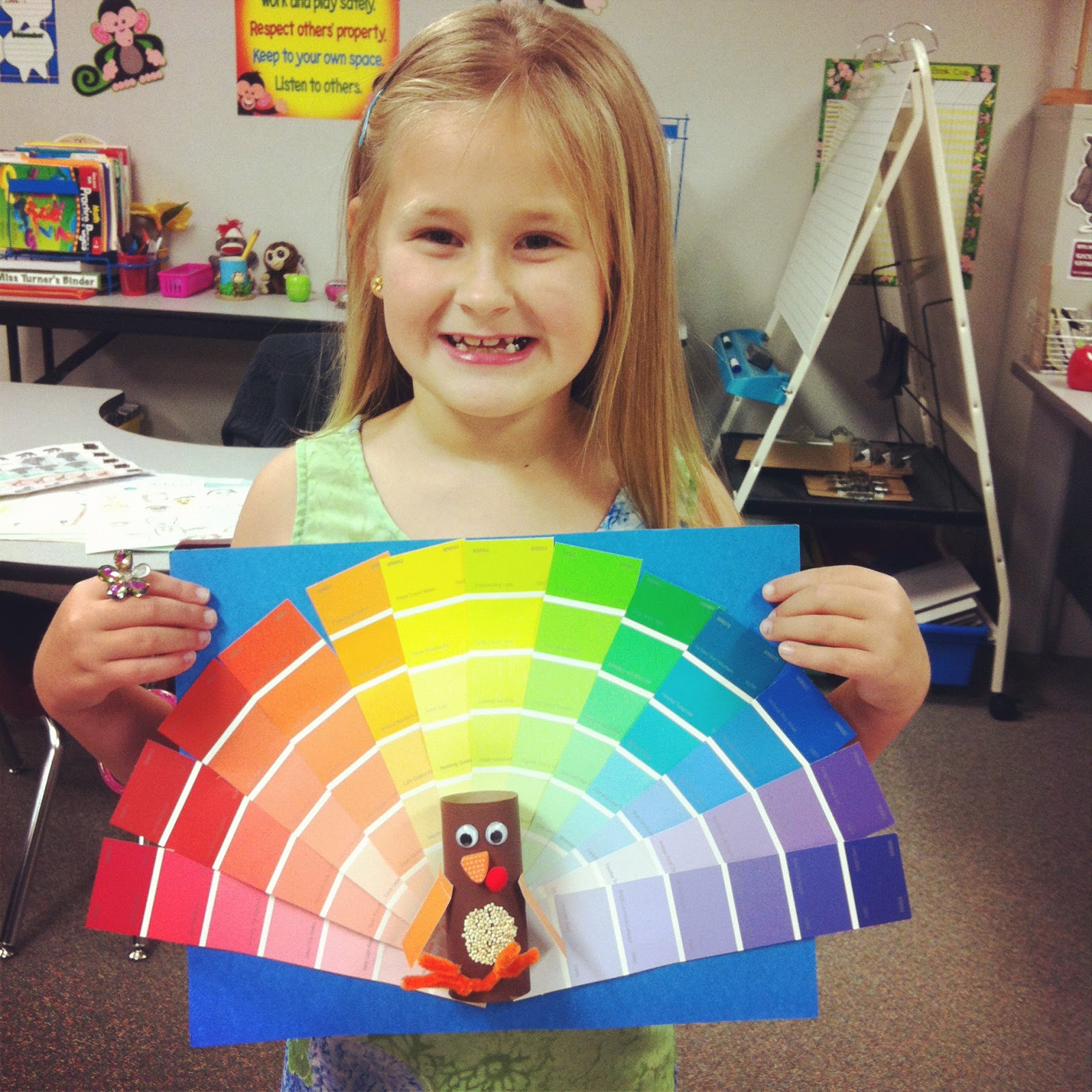 smART Class: Kinder-1st Color Wheel Turkeys!