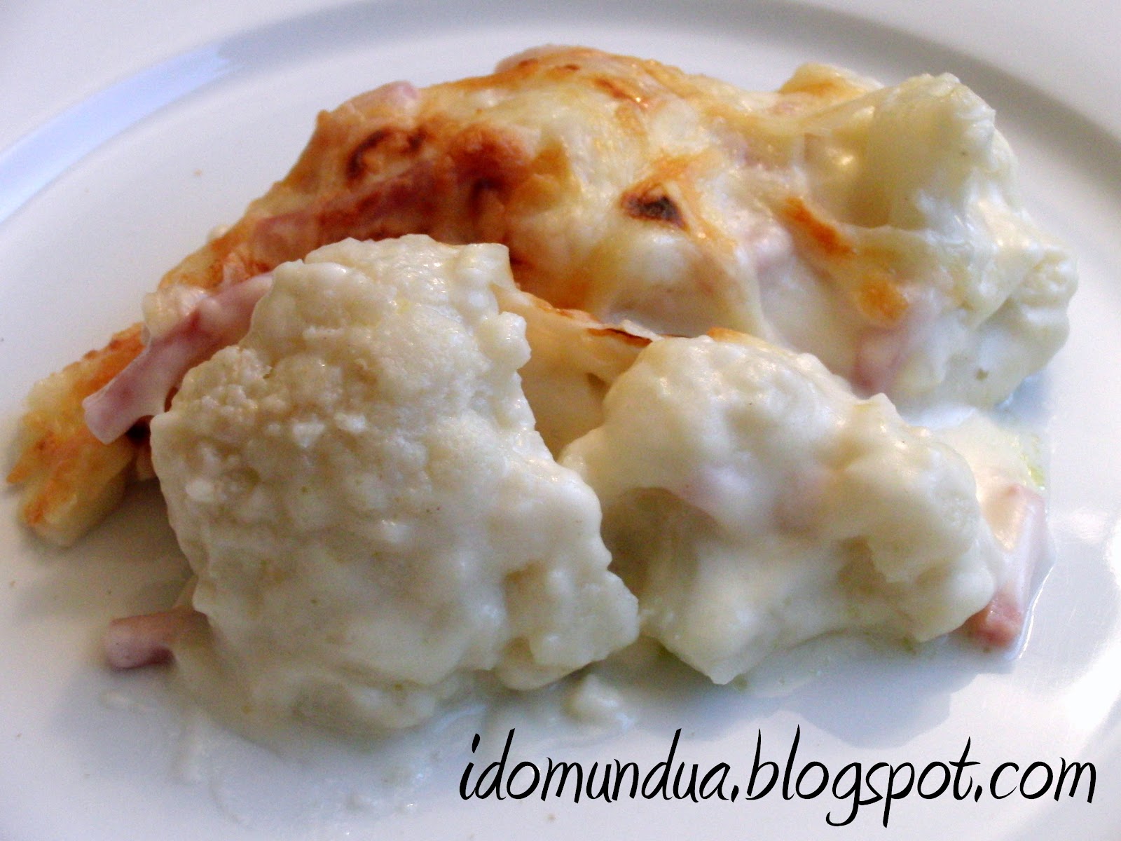 idomundua: COLIFLOR GRATINADA CON BECHAMEL DE JAMÓN Y QUESO