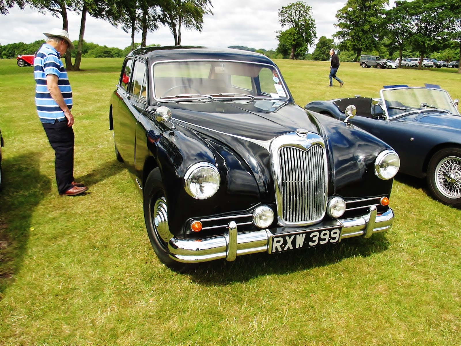 Ferraris and Other Things: More Rileys at Oulton Park