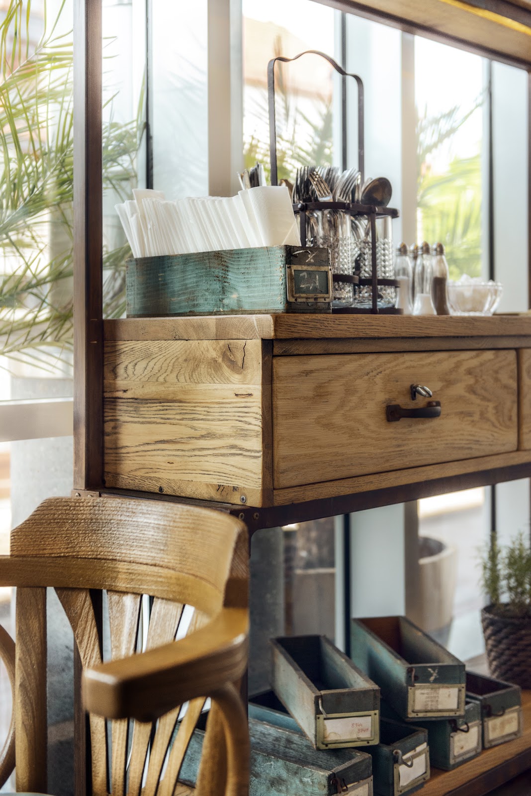 Meble industrialne - Manufakture-MRN: Lustra,bar,stoliki,półki,szafki a ...