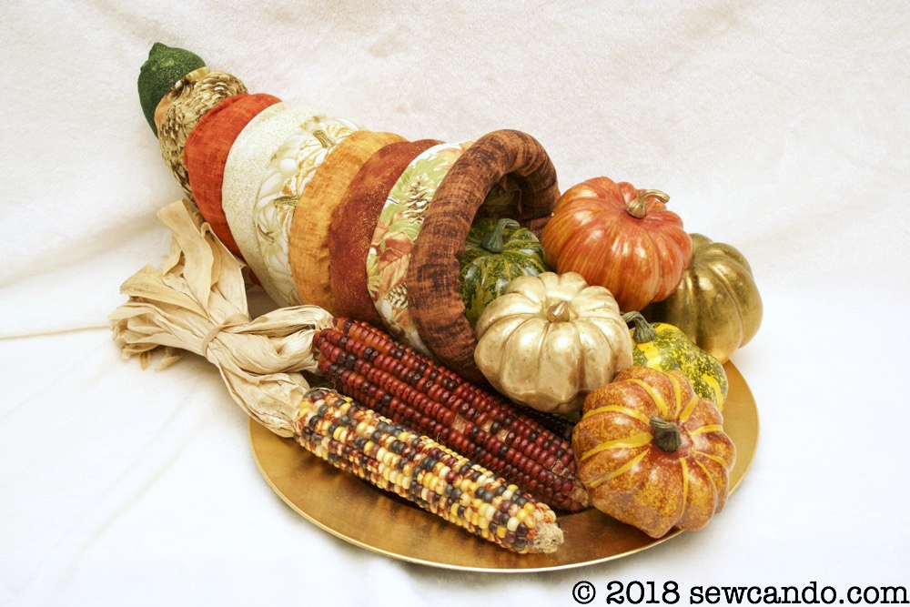 Sew Can Do: Fabric Cornucopia Tutorial and Fall Fabric Bundles Giveaway!