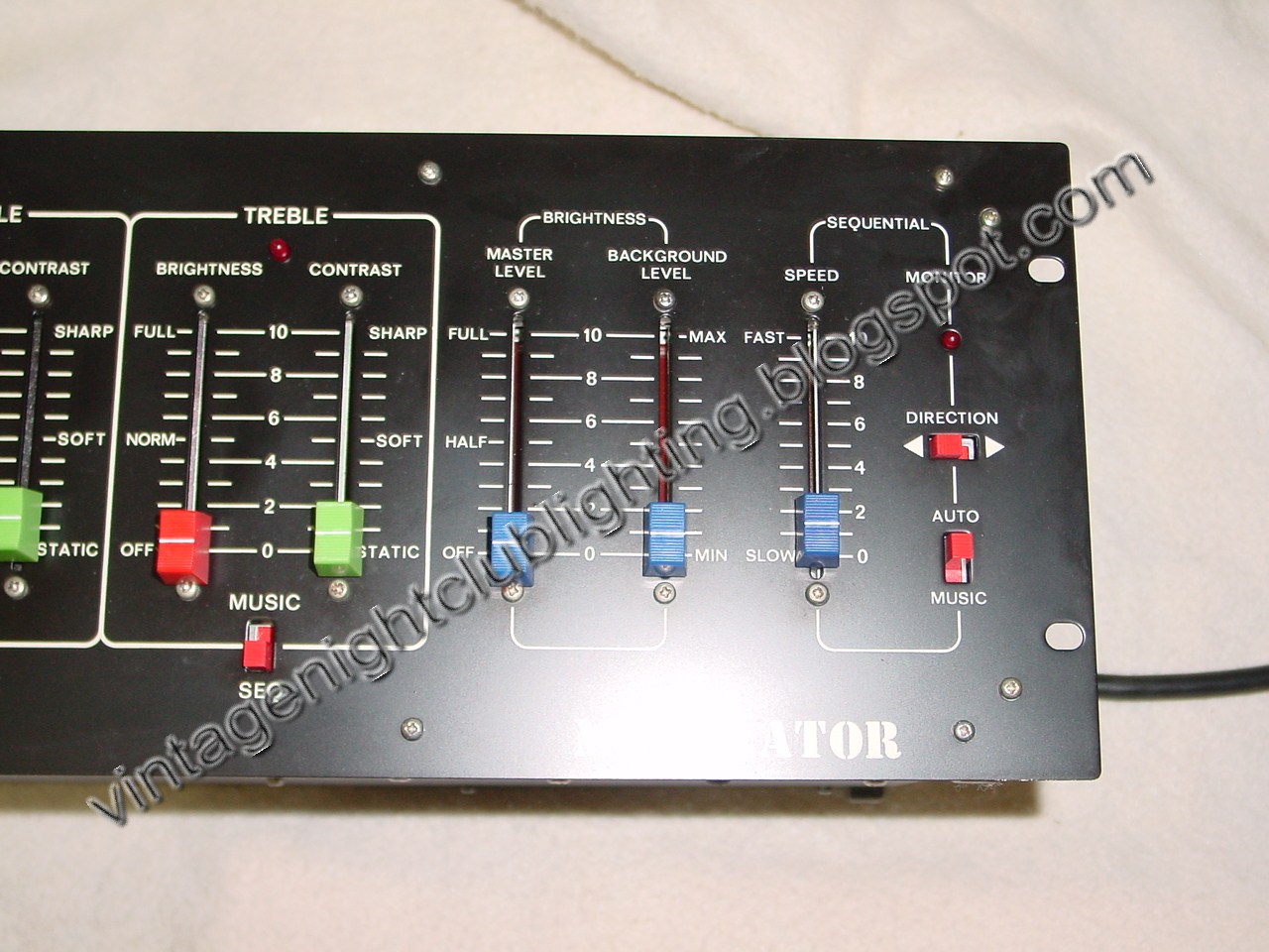 Solus Lighting: Pulsar Modulator 3 Channel Color Organ