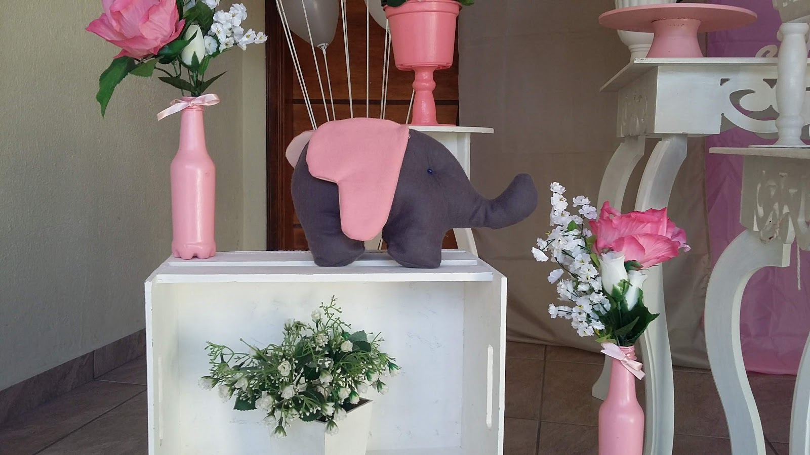 Atelier_ArteFolia: decoração chá de bebê elefantinho rosa