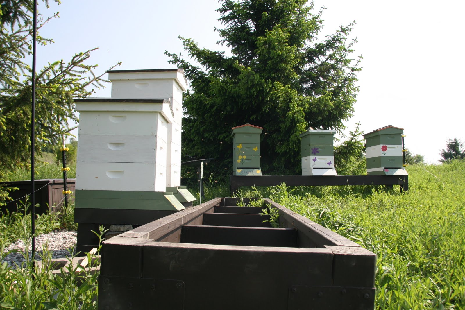 wood Project Design: Bee hive stand plans