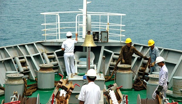 Maintenance Of Deck Equipment - Dimensi pelaut