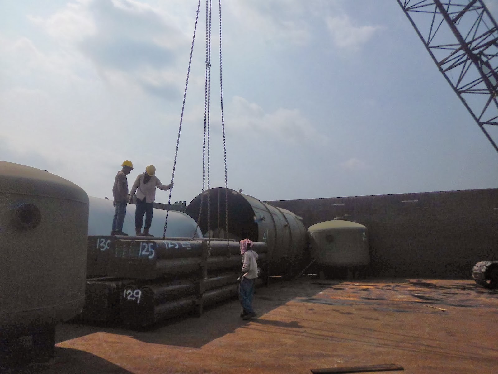 Surveyor Report For Loading Survey on Barge | PT. Binaga Ocean Surveyor ...