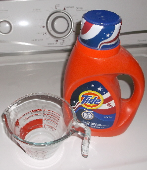 cantstopshopping: Measuring Laundry Detergent with the Cap.....BEWARE!