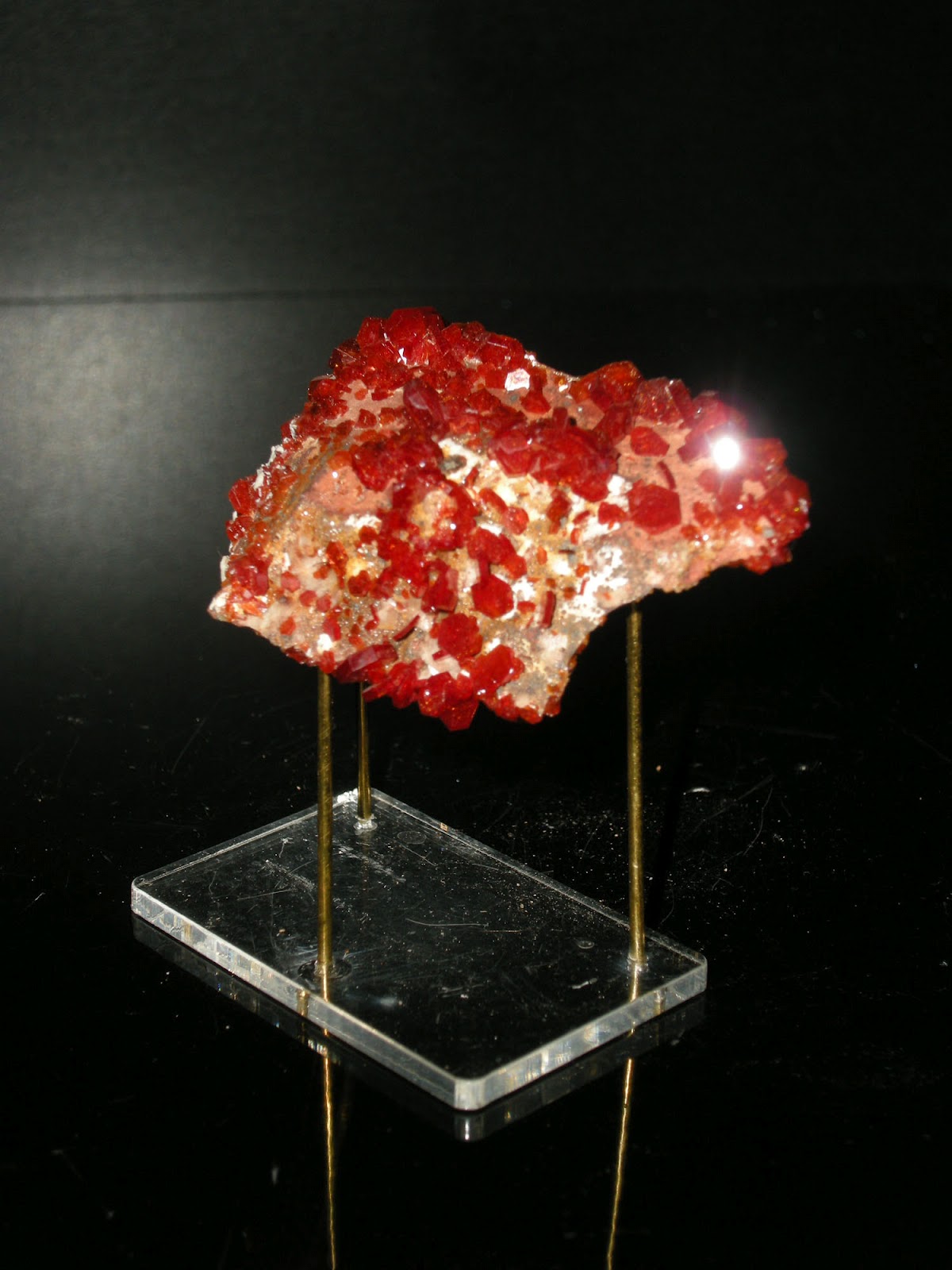 MINERALES DE COLECCION EN TOLEDO: VANADINITAS