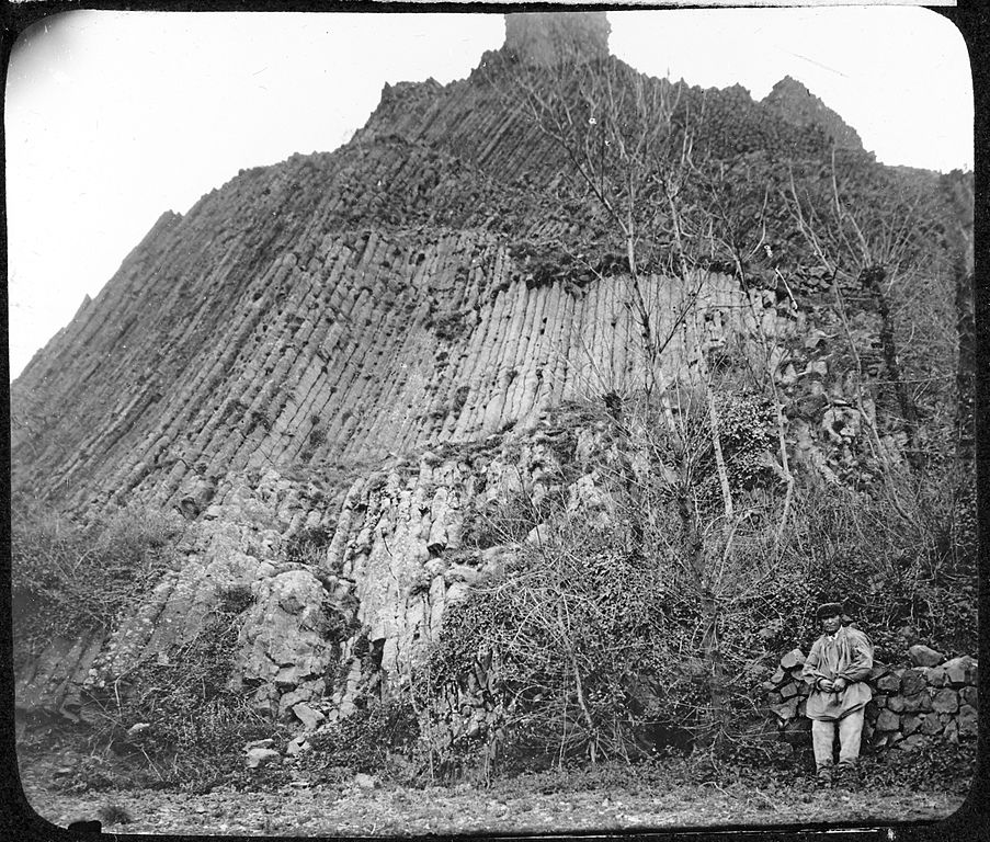 Early Photographs of Volcanoes and Avalanches Around the World Taken by ...