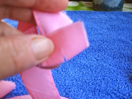 Going Grey and Slightly Green: Toothbrush/Rag Rug Tutorial