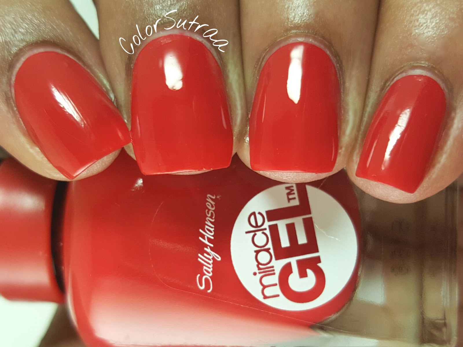 5 SALLY HANSEN Red Nail Polishes That Are Perfect For Valentine's Day ...