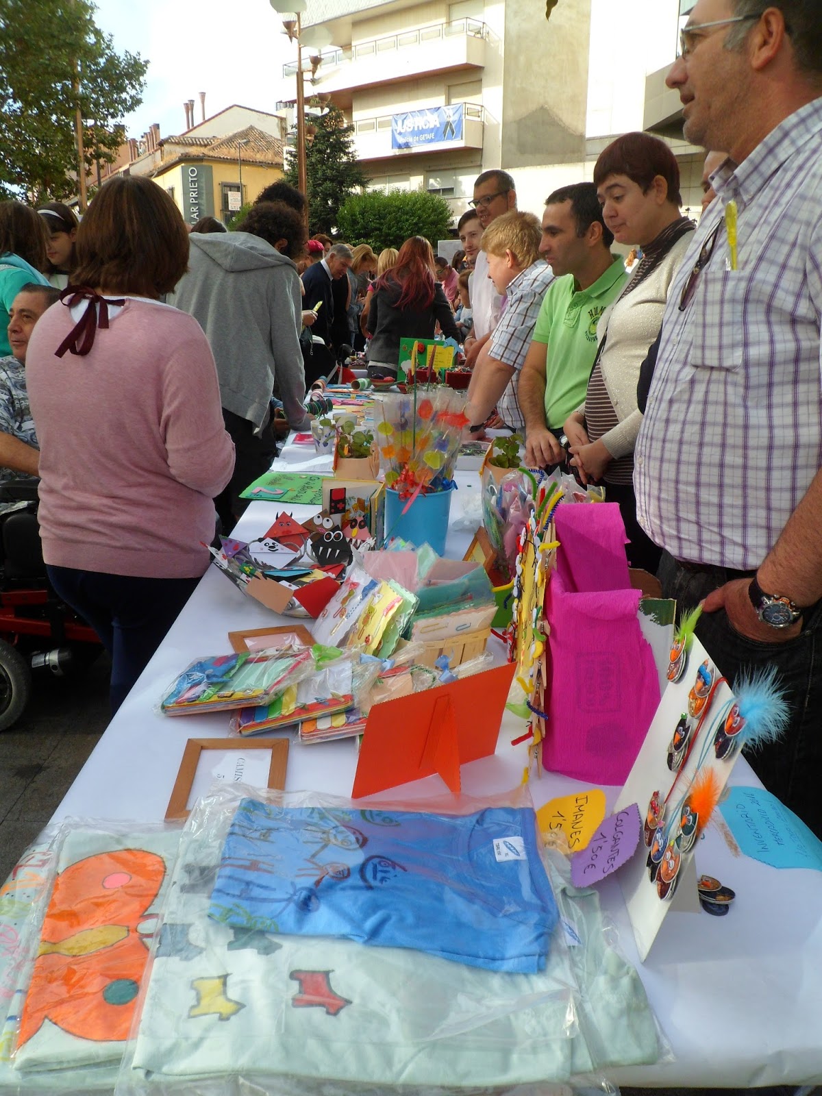 Nuestro Blog: Mercadillo Solidario