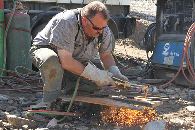 Gene Cheeseman Net Worth, Age, Career, Early Life - Celebrities Worth