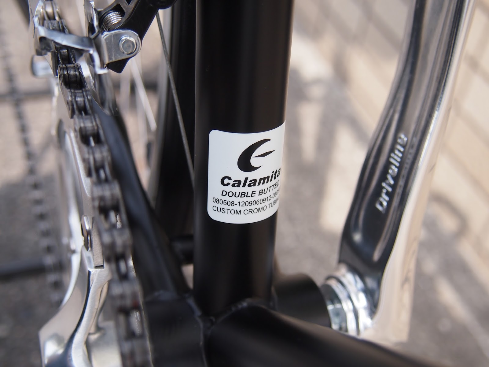 CYCLE GARAGE KCS: calamita due マットブラック、シルクブラッシュカラー入荷!!