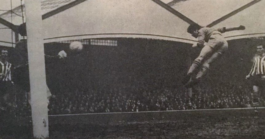 English Football Retro TV: Hughie McIlmoyle.