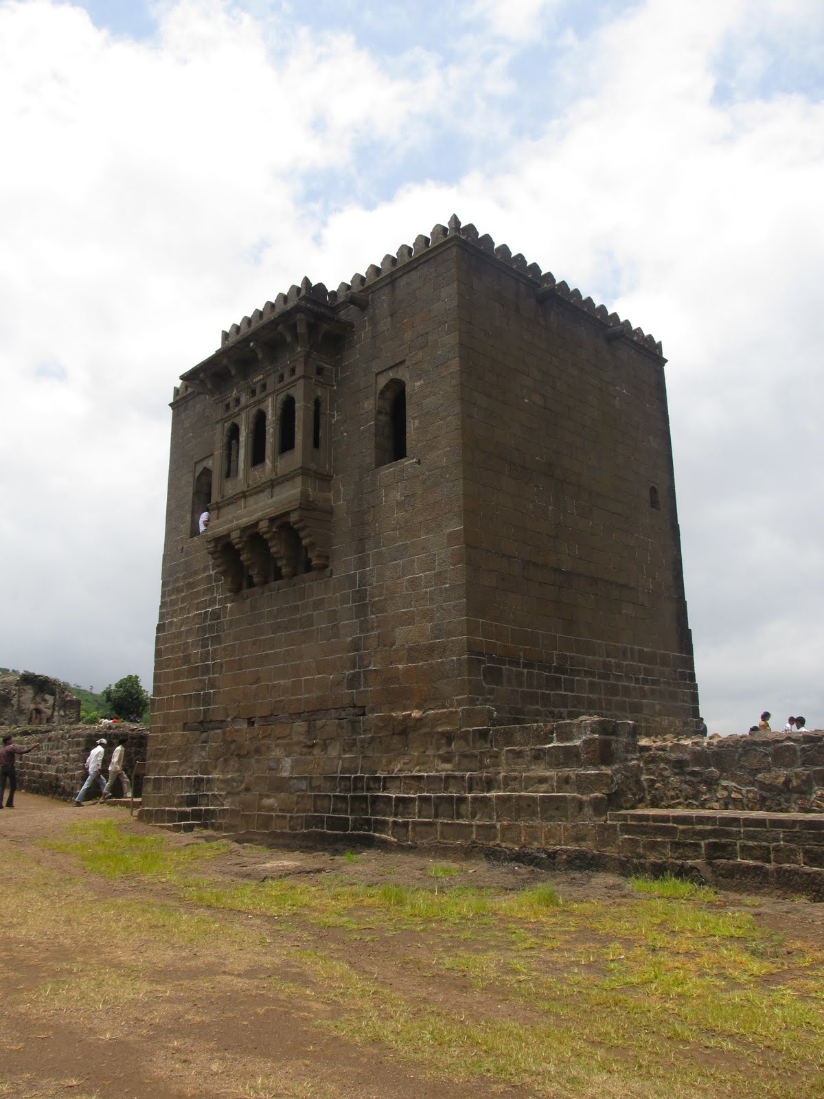photos of trek trip: Shivneri Fort
