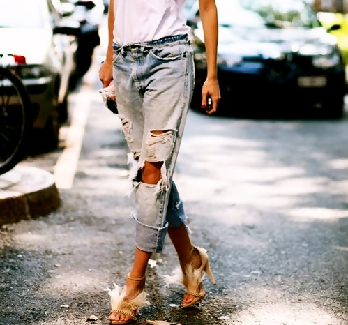 The Style Climber: Tears To The Eyes FAB!!! Thursday - Ripped Denim