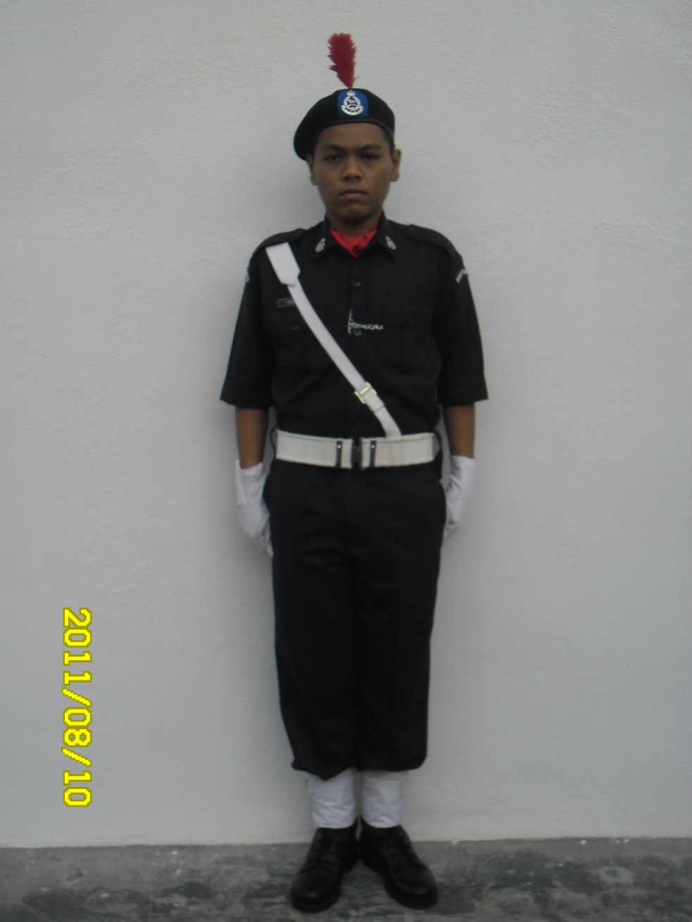 Kadet Polis SMKDI: Uniform
