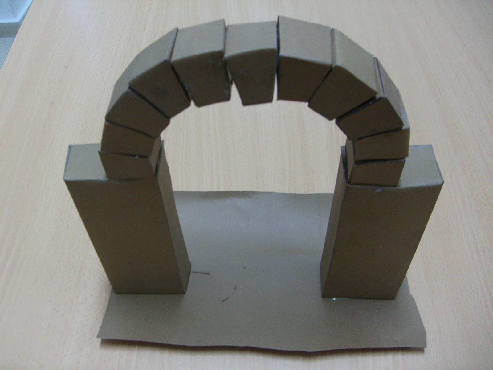 TECNOLOGIA 2º ESO CSC: ARCO DE MEDIO PUNTO