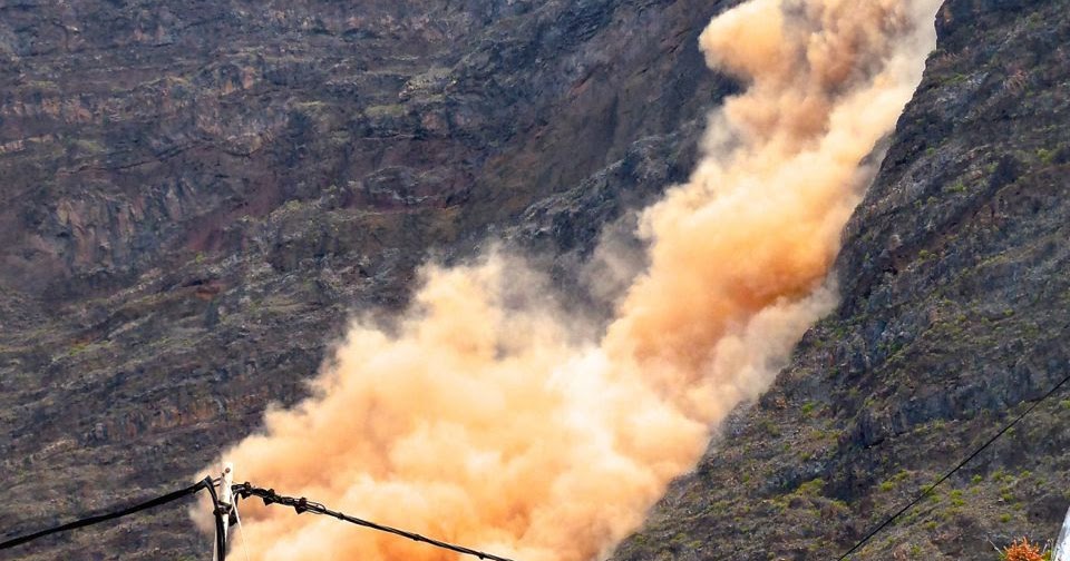 LA GOMERA ISLAND (Canary Islands): Spectacular Rockfall and Landslide