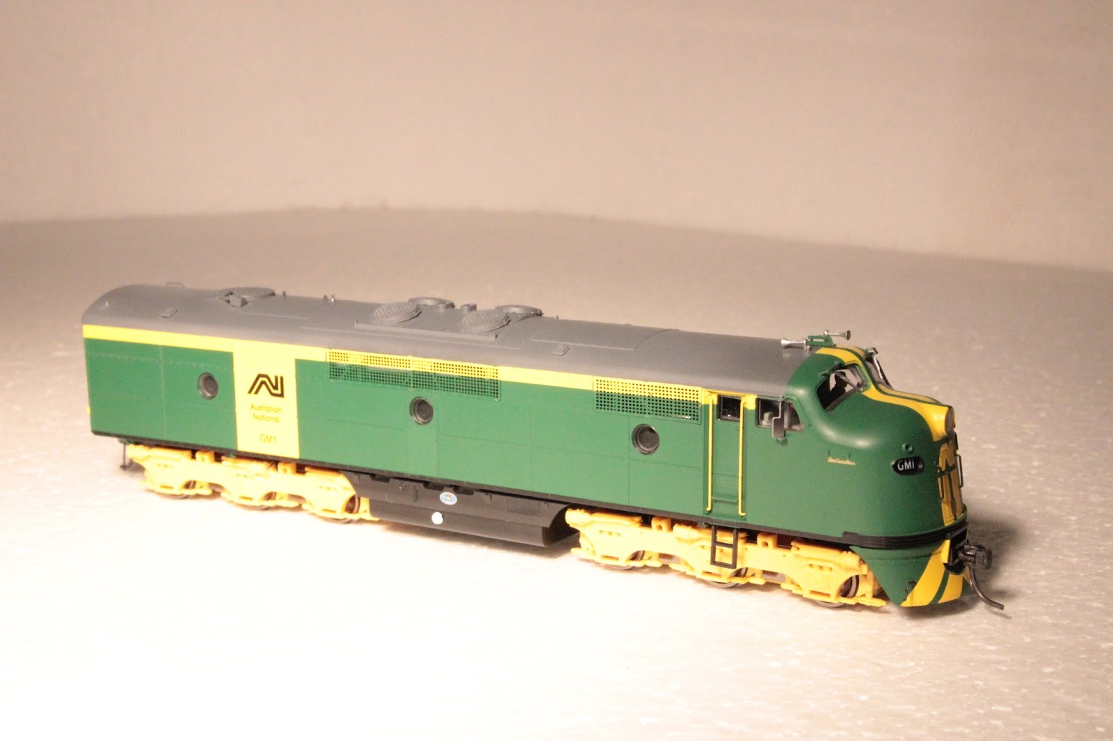 Barcoola: Barcoola review of Tranorama's GM1 and GM16 in AN livery