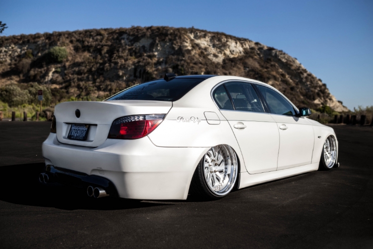 Inside and outside BMW 5 Series Modified - Auto Magz