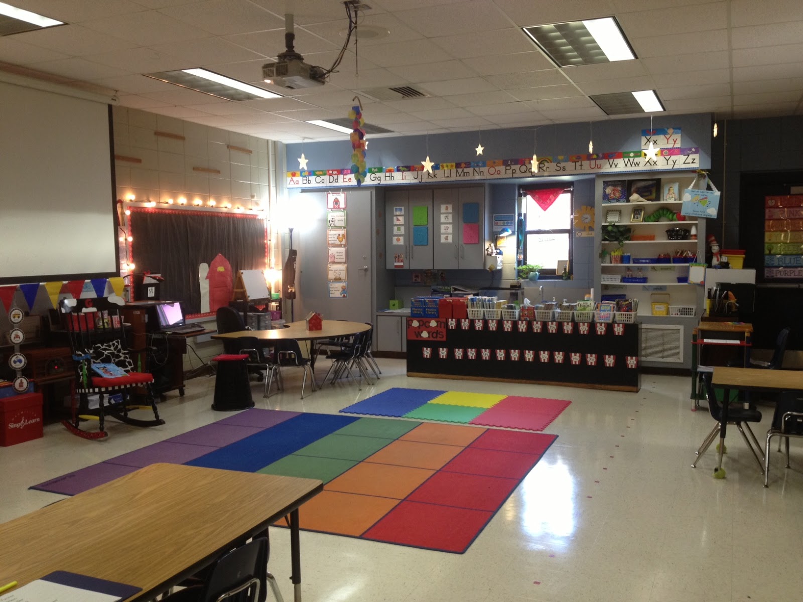 Smart Kids: Ready or Not...Here They Come! Classroom Pictures
