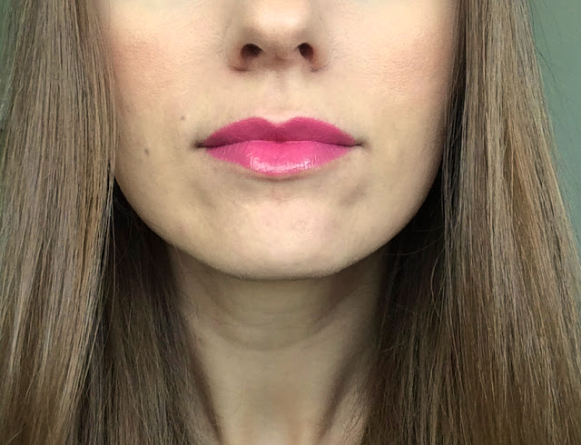 Beauty and the Mountains: Bright Pink Lips - Laura Mercier French Kiss ...