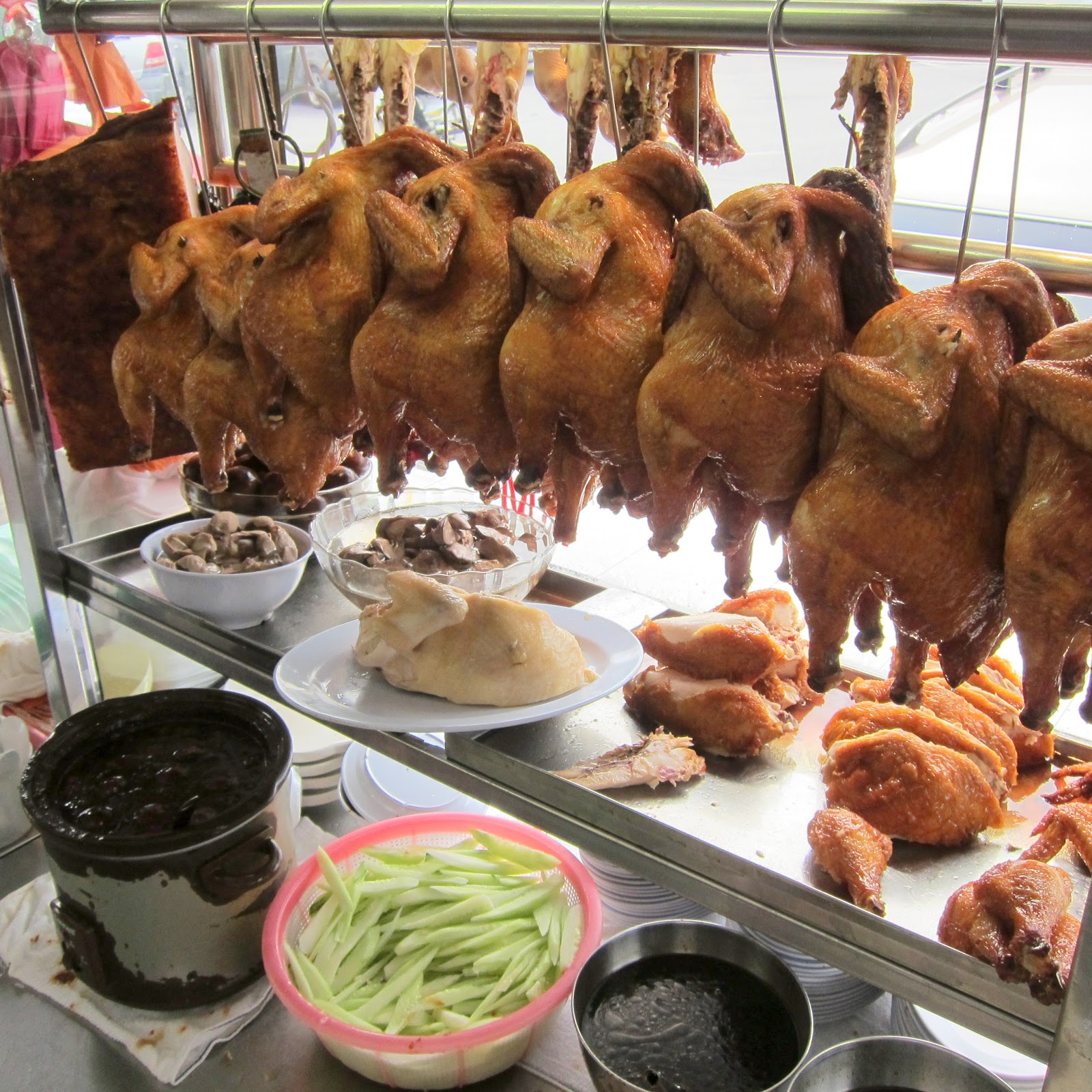 Chicken Rice @ Fong Yem Coffee Shop in Taman Johor Jaya, Johor Bahru ...