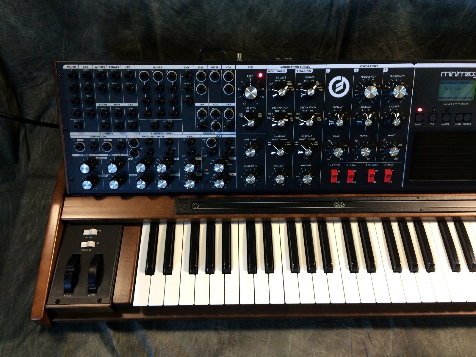 MATRIXSYNTH: Moog Minimoog Voyager XL