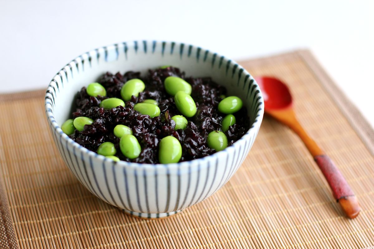 Green Cilantro: Black Rice with Edamame Beans