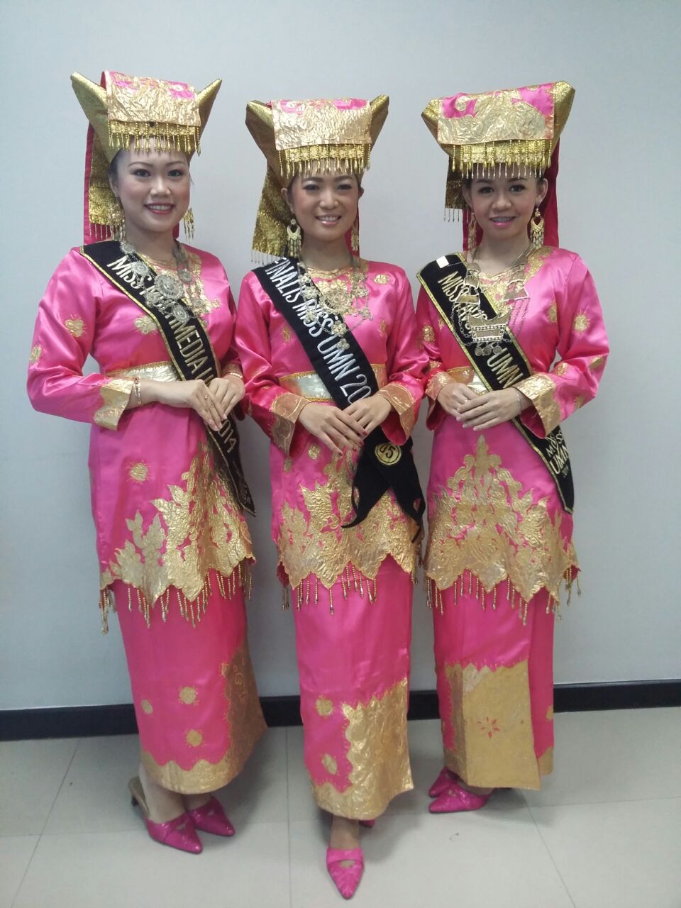 " SANGGAR NUSANTARA DOT COM " | Jakarta: SEWA BAJU PADANG/ADAT ...