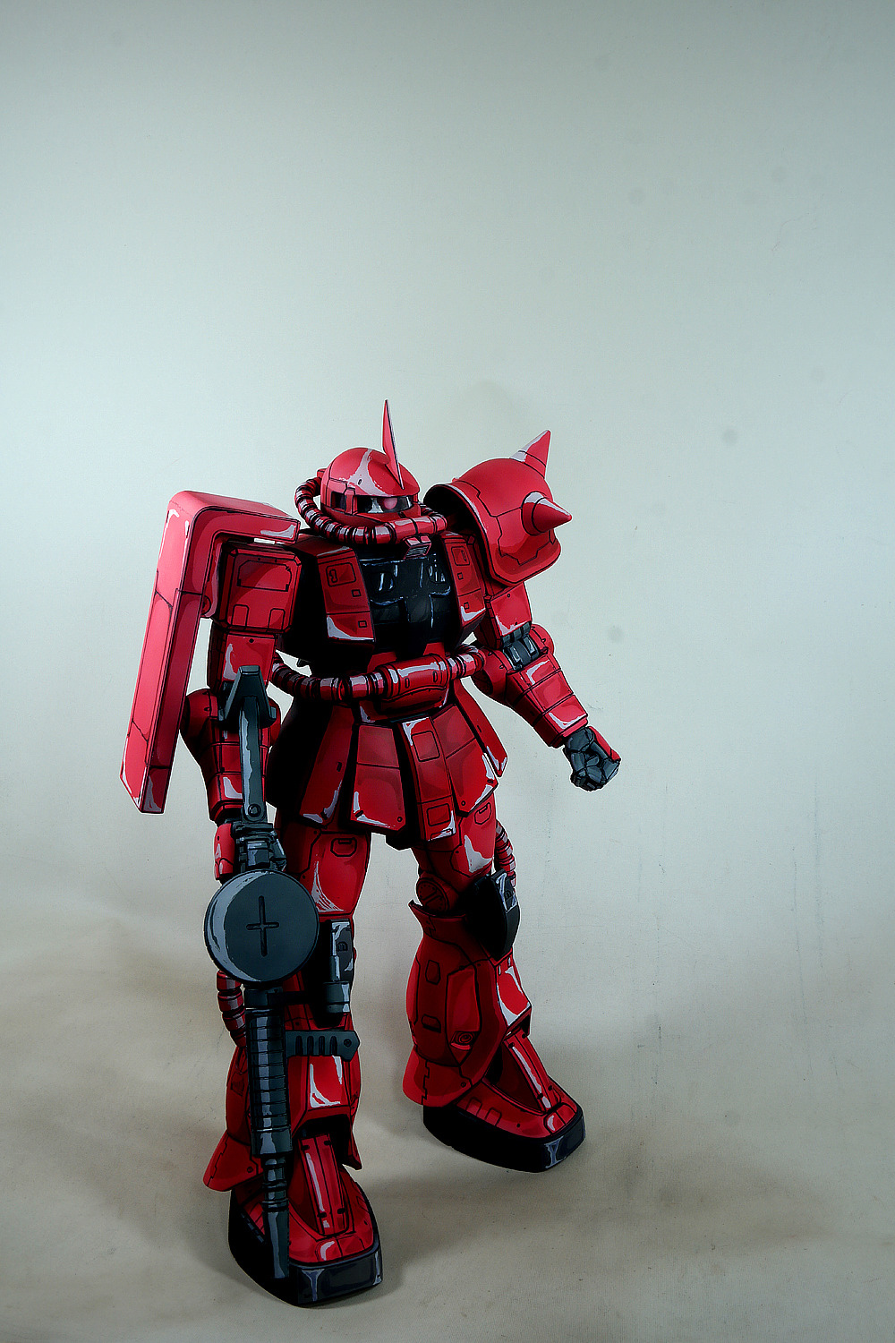 GUNDAM GUY: 1/48 Mega Size Char's Zaku II [Anime Colors] - Painted Build