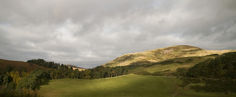 Around Scotland: PENTLAND HILLS FROM FLOTTERSTONE