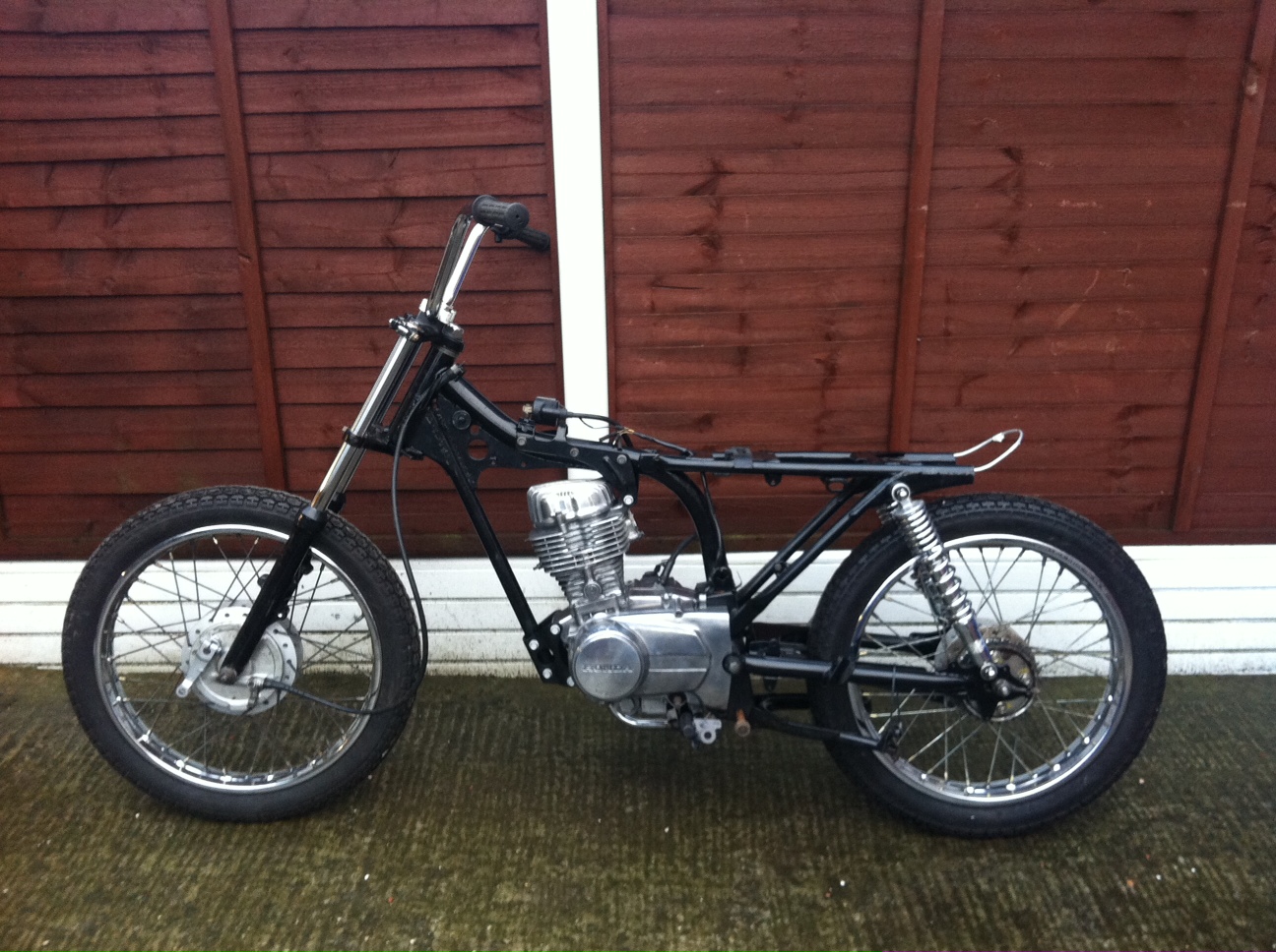 Rusty Nail Racing: CG125 Project