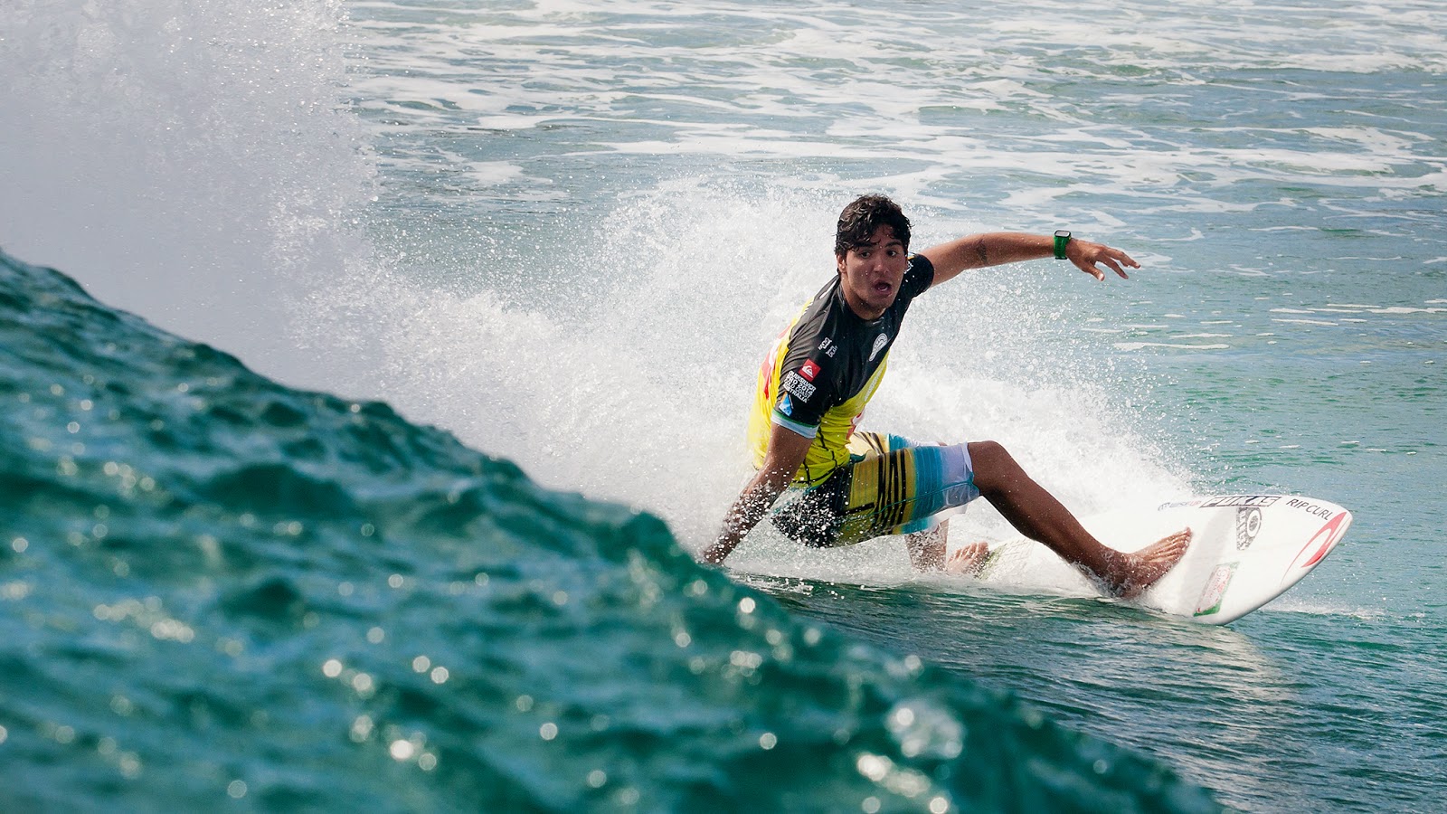 Devorador do Pecado: Gabriel Medina é Campeão Mundial de Surf