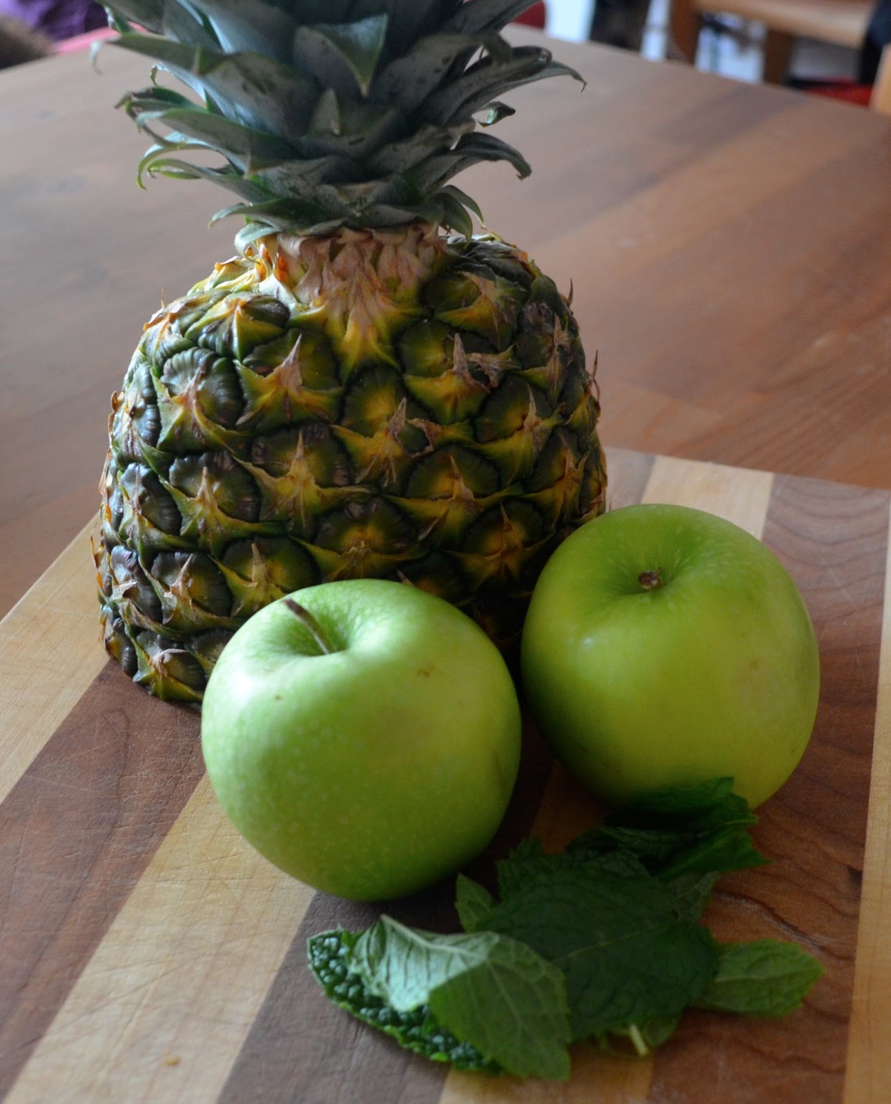 Grumpy When Hungry: Who Lives in a Pineapple Under the Sea?