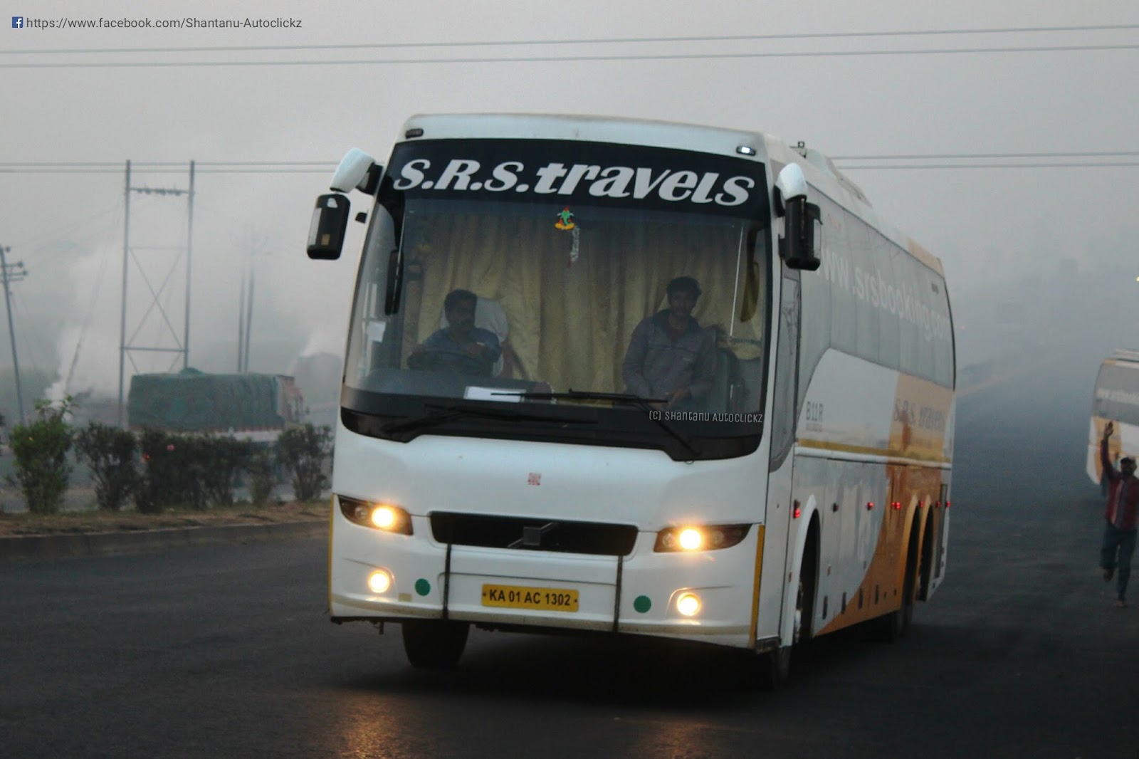 Shantanu Autoclickz: S.R.S Travels VOLVO B11R I-Shift 9400 PX Semi Sleeper